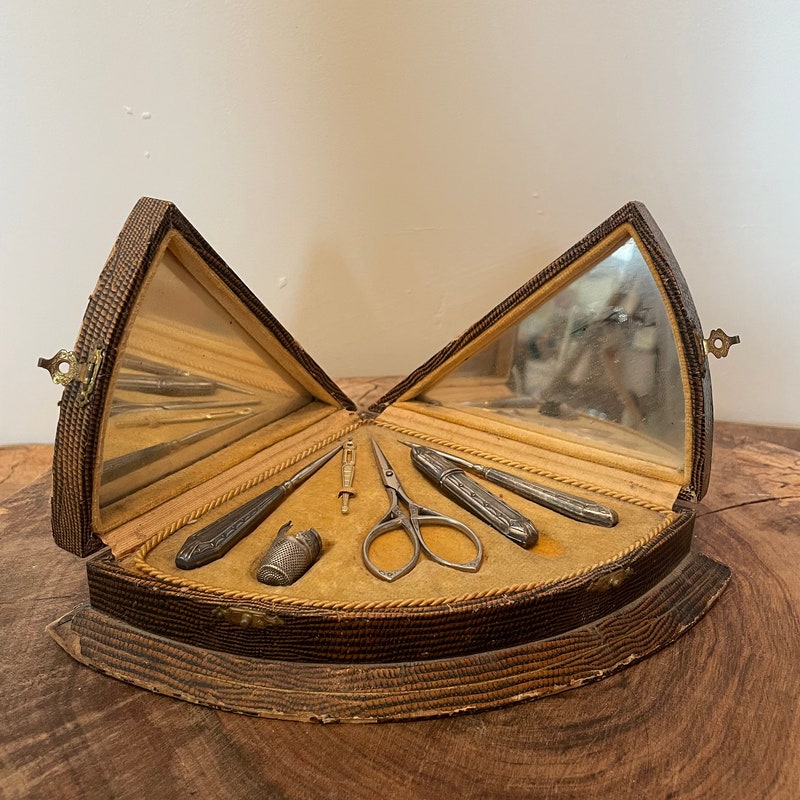 Vintage Sewing Kit - Etsy