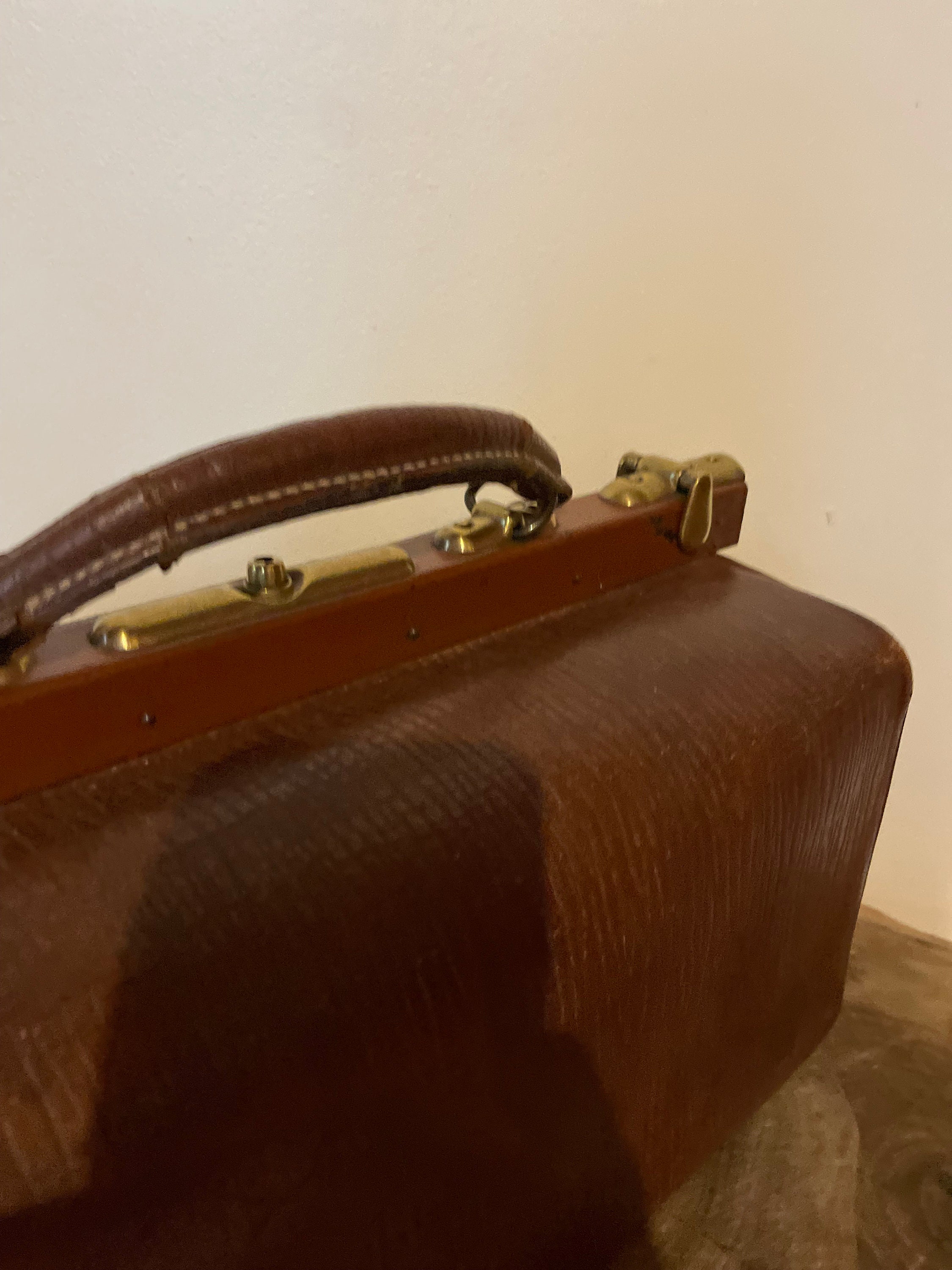 Vintage Leather Doctors Bag, Leather Bags, Collectables - Etsy