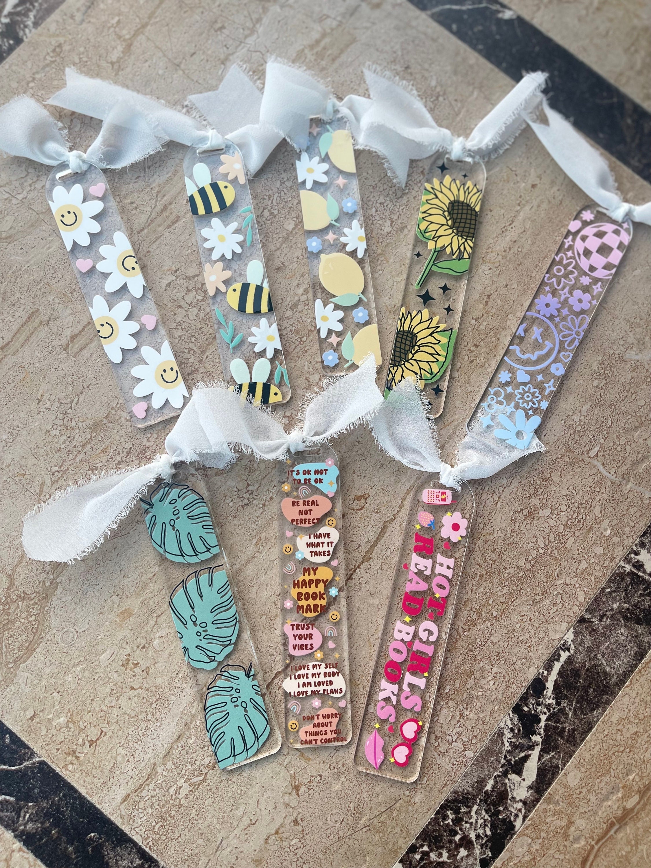 Busy Bee Bookmark Acrylic Bookmark Gifts for Readers - Etsy