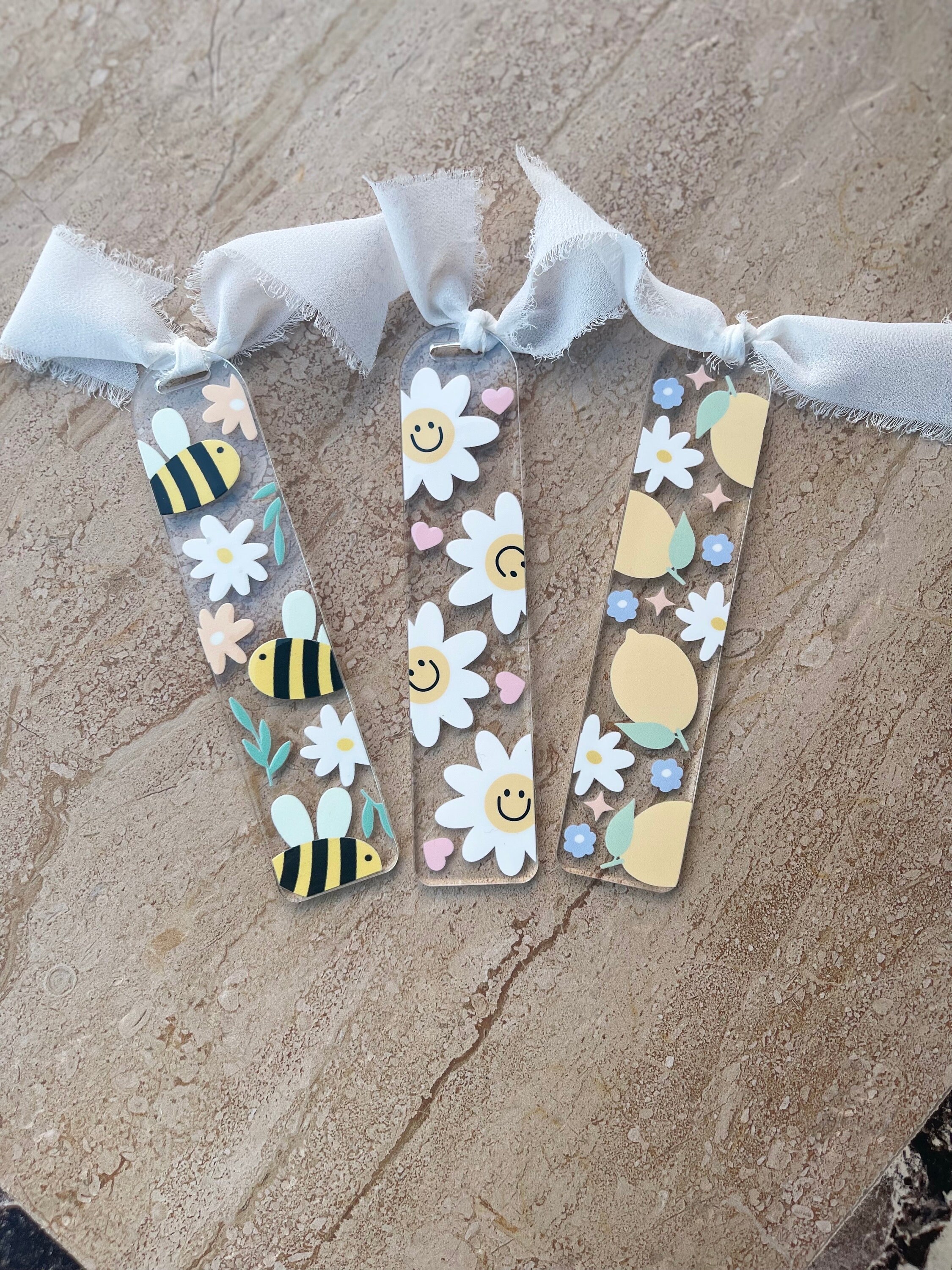 Busy Bee Bookmark Acrylic Bookmark Gifts for Readers - Etsy