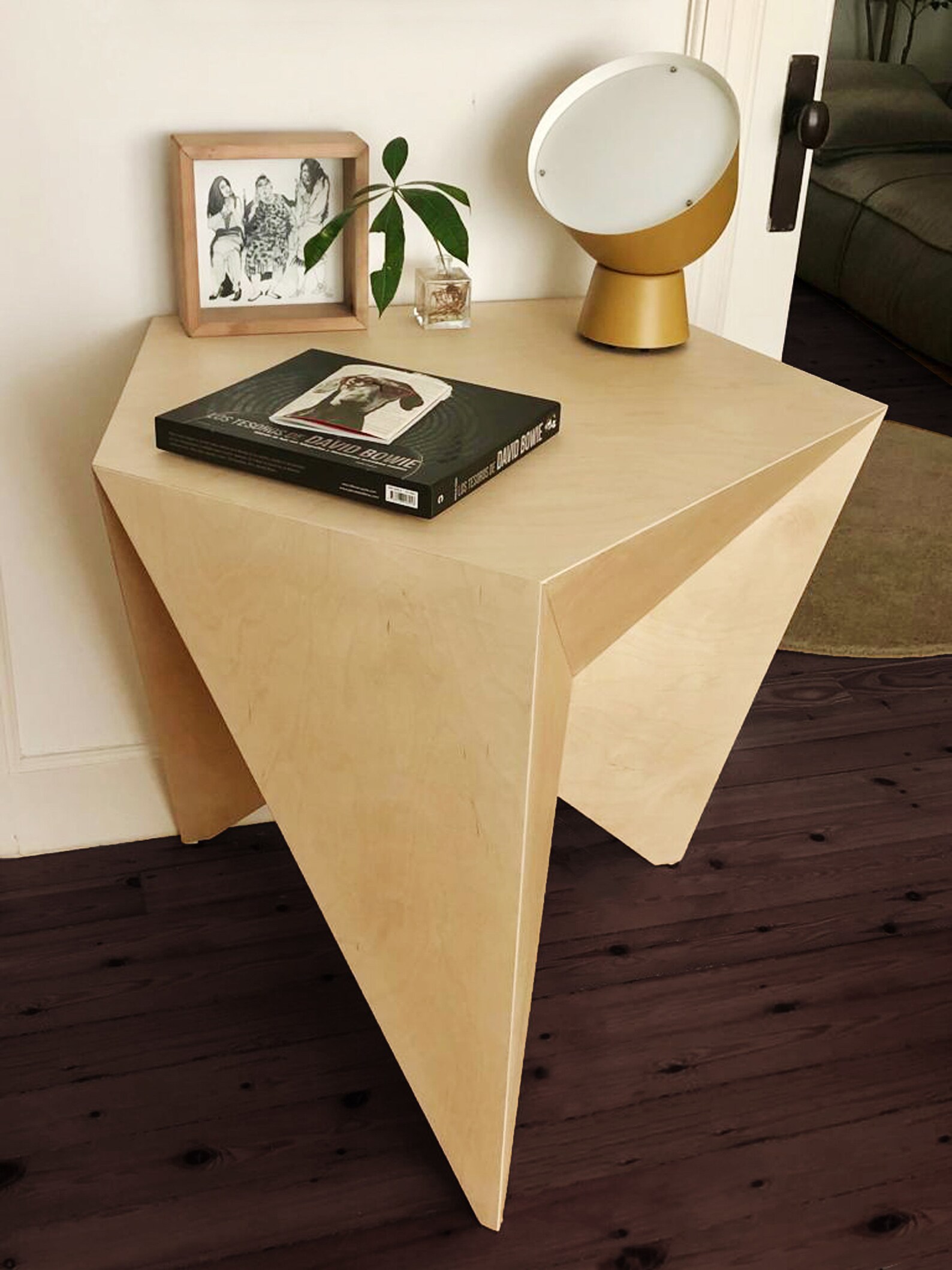 Table Pentrix, table d'exposition auxiliaire et sculpturale. Origami en ...