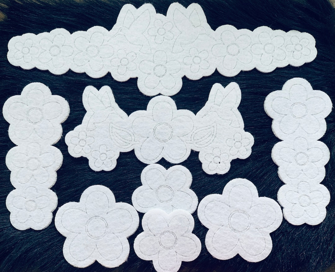 Butterfly Regalia Beading Pattern, Beading Designs, Felt Beading ...