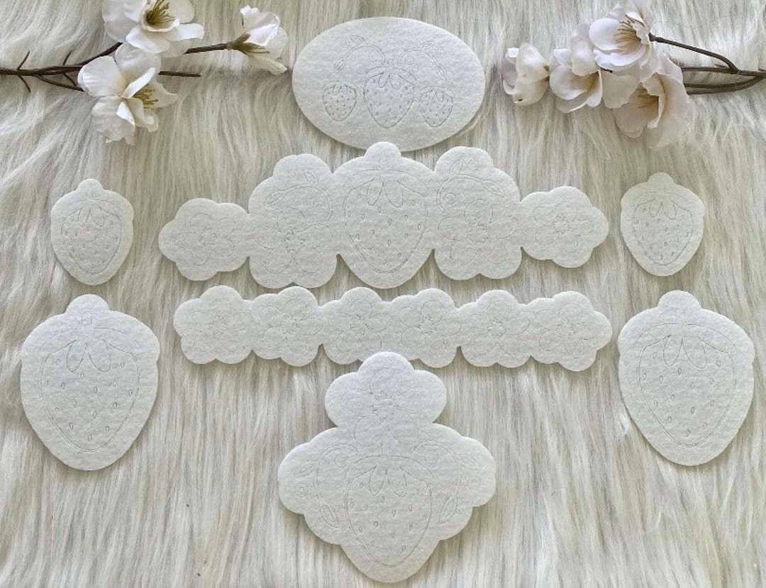 Strawberery Regalia Beading Pattern, Beading Designs, Felt#71 Beading ...