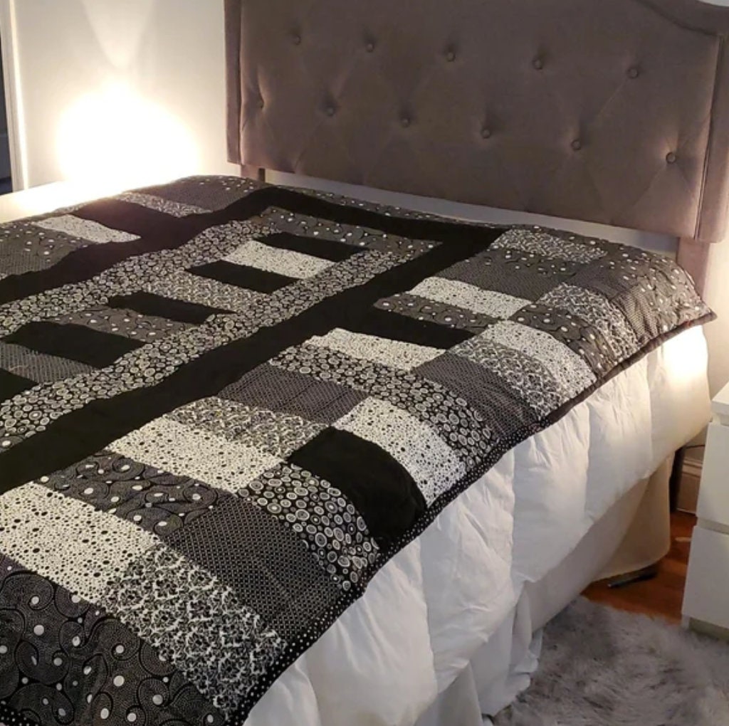 Handmade Quilt - "midnight Magic" - Etsy
