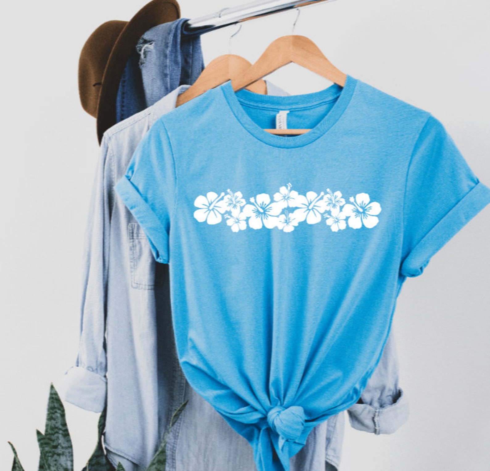 Hawaiian Hibiscus Flower Tshirt Hawaii Tshirt Hibiscus Etsy