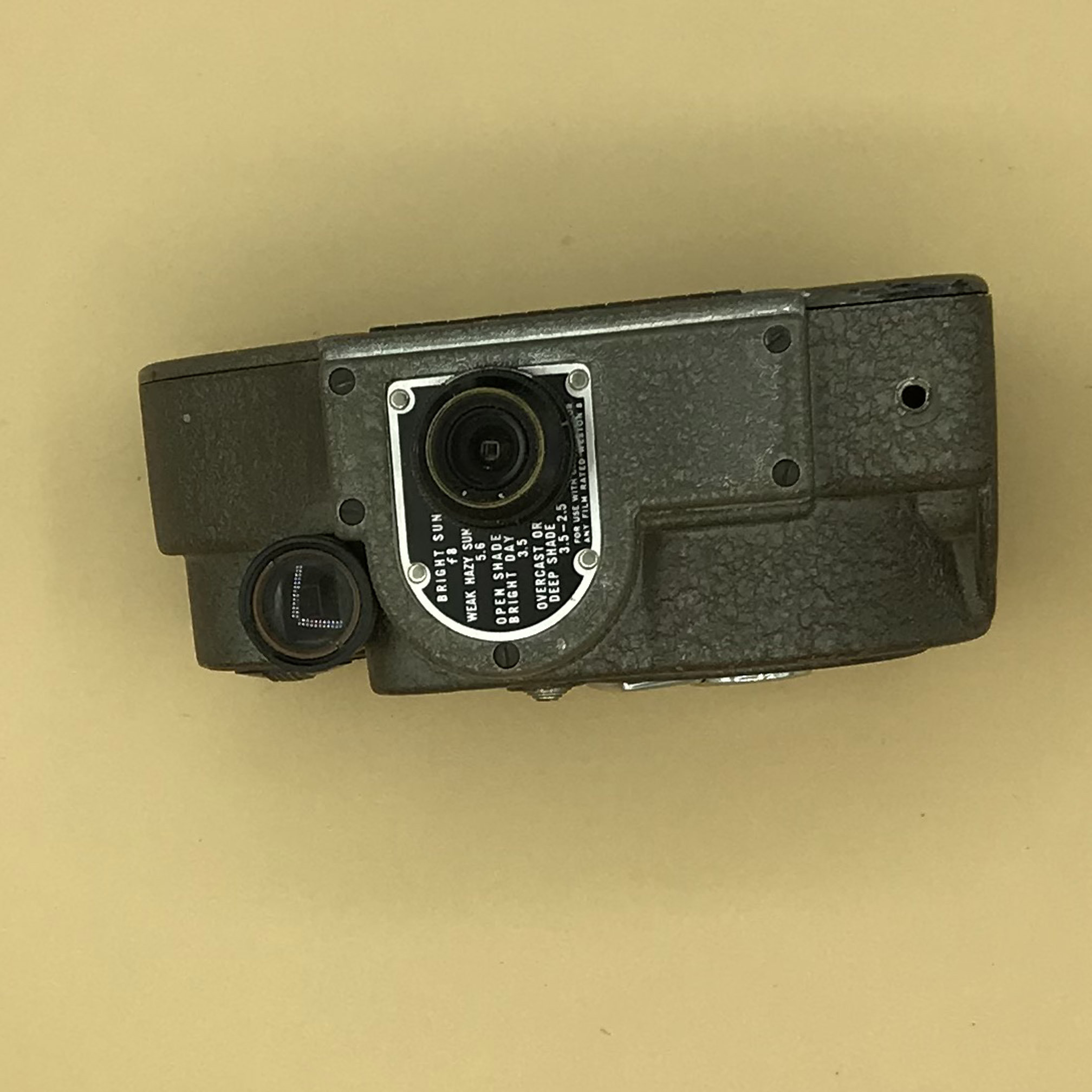 Vintage Revere Model 88 Movie Camera - Etsy