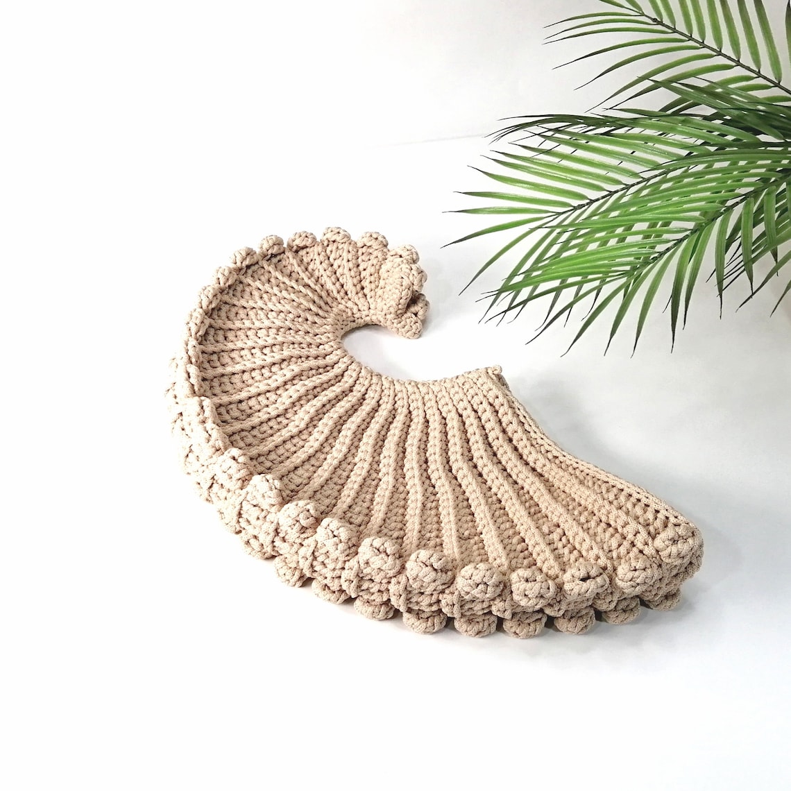 Curved Shell Crochet Basket PDF Pattern and Photo Tutorial. | Etsy