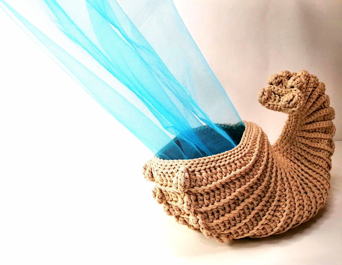 Curved Shell Crochet Basket PDF Pattern and Photo Tutorial. | Etsy