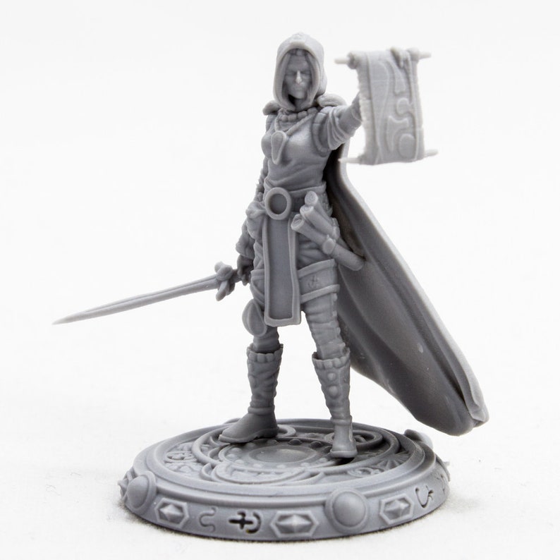 28mm Female Wizard miniature for tabletop RPG D&D DnD | Etsy