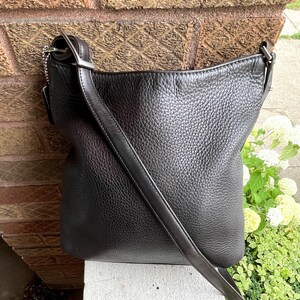 COACH Vintage Hudson 90s Y2K Small Bucket Zip Black Pebbled Leather ...