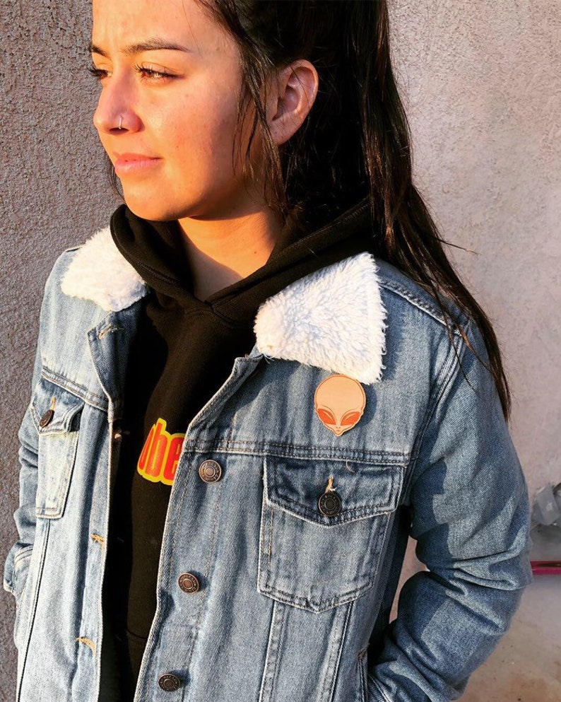 Custom Alien Head Wooden Pin Clothes Pin Extraterrestrial Spaceship ...