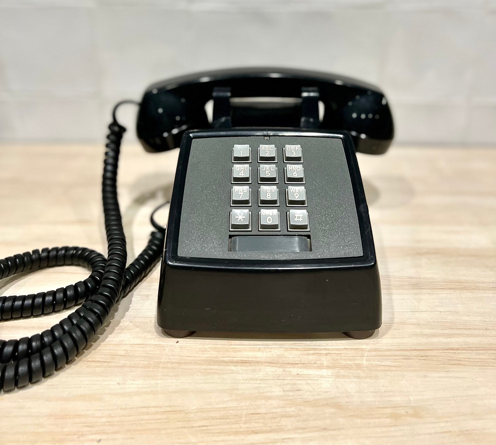 Western Electric 2500 Touchtone Desk Phone / Vintage Telephone - Etsy