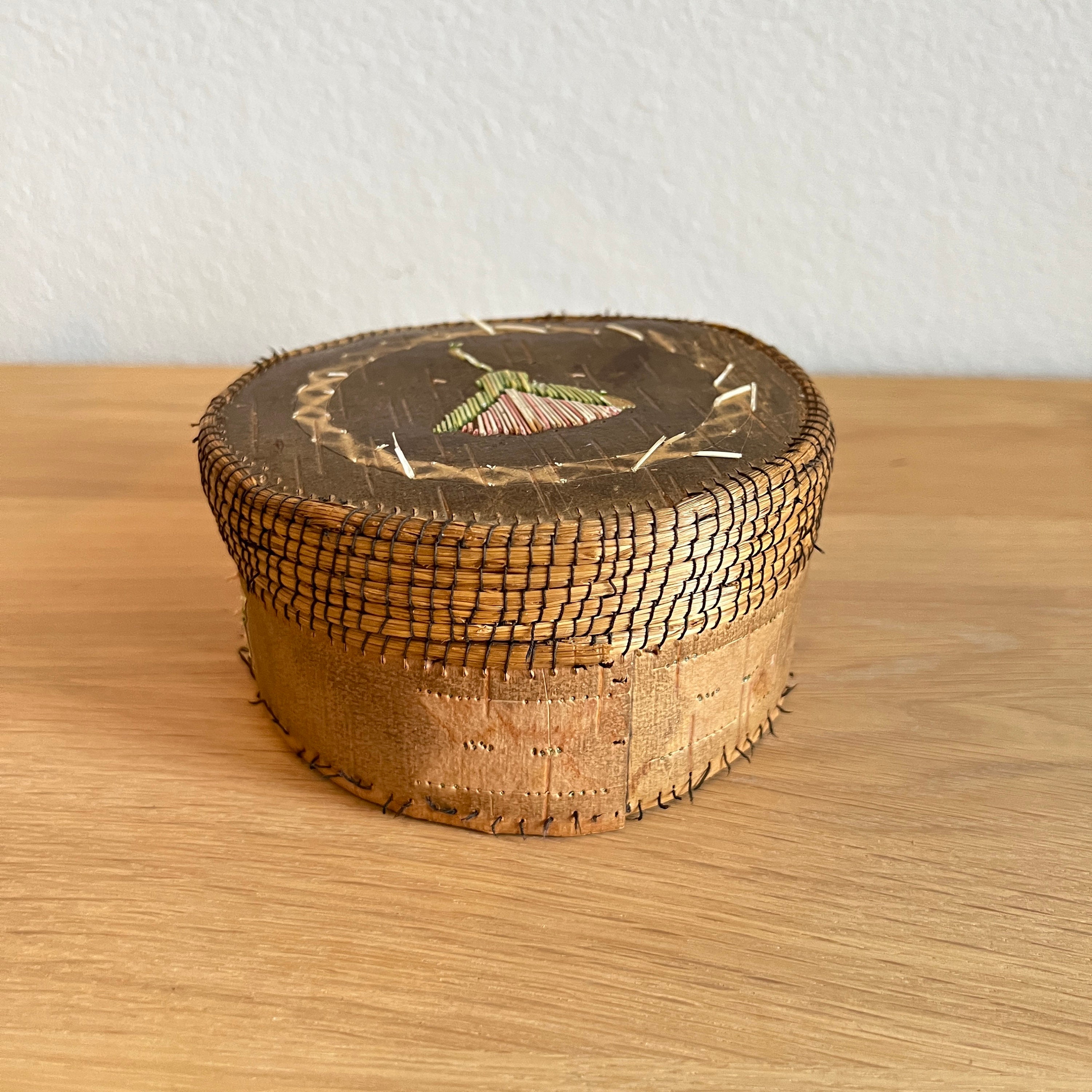 Vintage Quilled Birch Bark Basket Box - Etsy