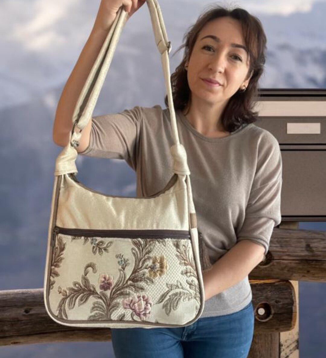 Victorian Style Ivory Color Fabric Foldable Bag for Women, Embossed ...