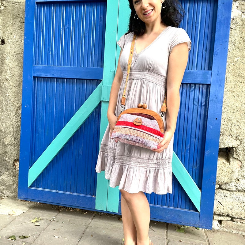 Kourelou - Etsy