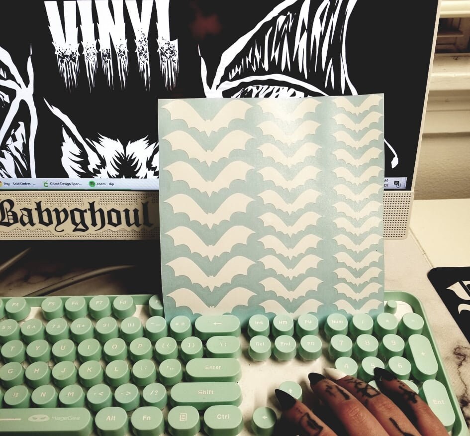 Set of 30 Spooky Bats Vinyl Decal Sticker /goth Alternative - Etsy