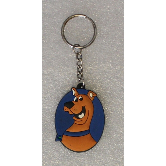 1980s SCOOBY DOO 4.25" Keychain Rubber Medallion + Me… - Gem