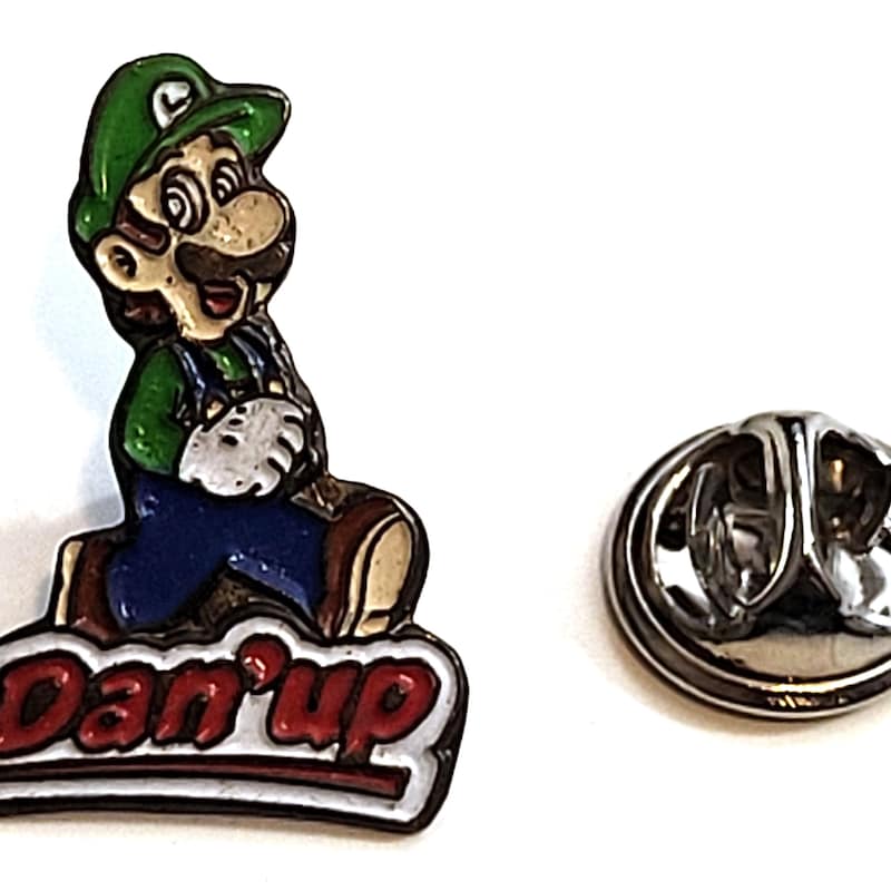 Super Mario Bros Pins - Etsy
