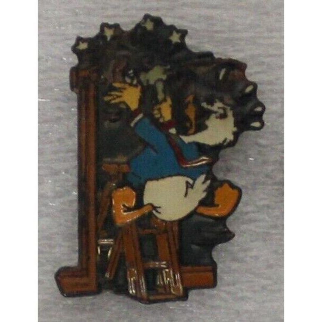 1980s DONALD DUCK With Hammer Lapel Pin 1.1" X 0.8" (2.75 X 2 Cm.) Walt ...