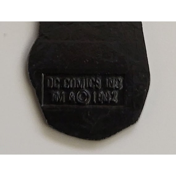 1992 BATMAN Animated BATMOBILE Lapel Pin 1.2" x 0.4" … - Gem