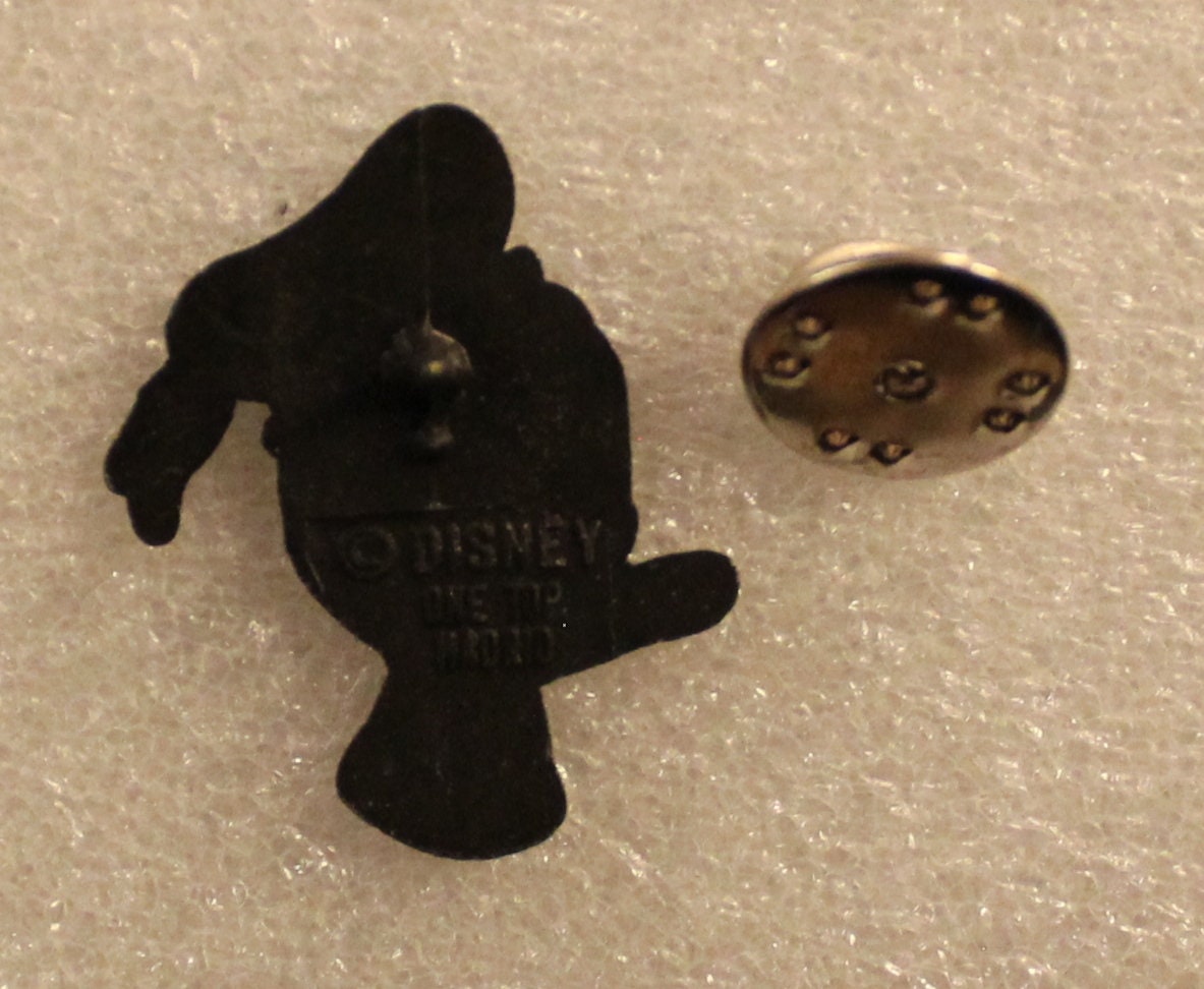 1990s DONALD DUCK Head Lapel Pin 2.75 X 2.25 Cm. 1.1 X - Etsy Hong Kong