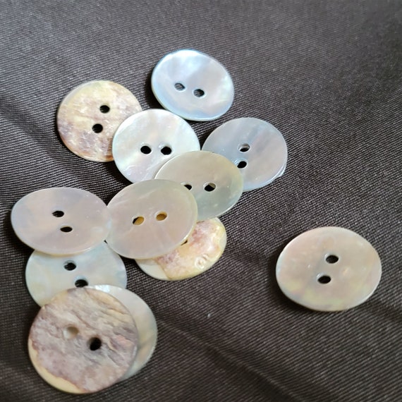 2 Hole Mother of Pearl Shell Buttons QTY 14 23L/24L - Etsy