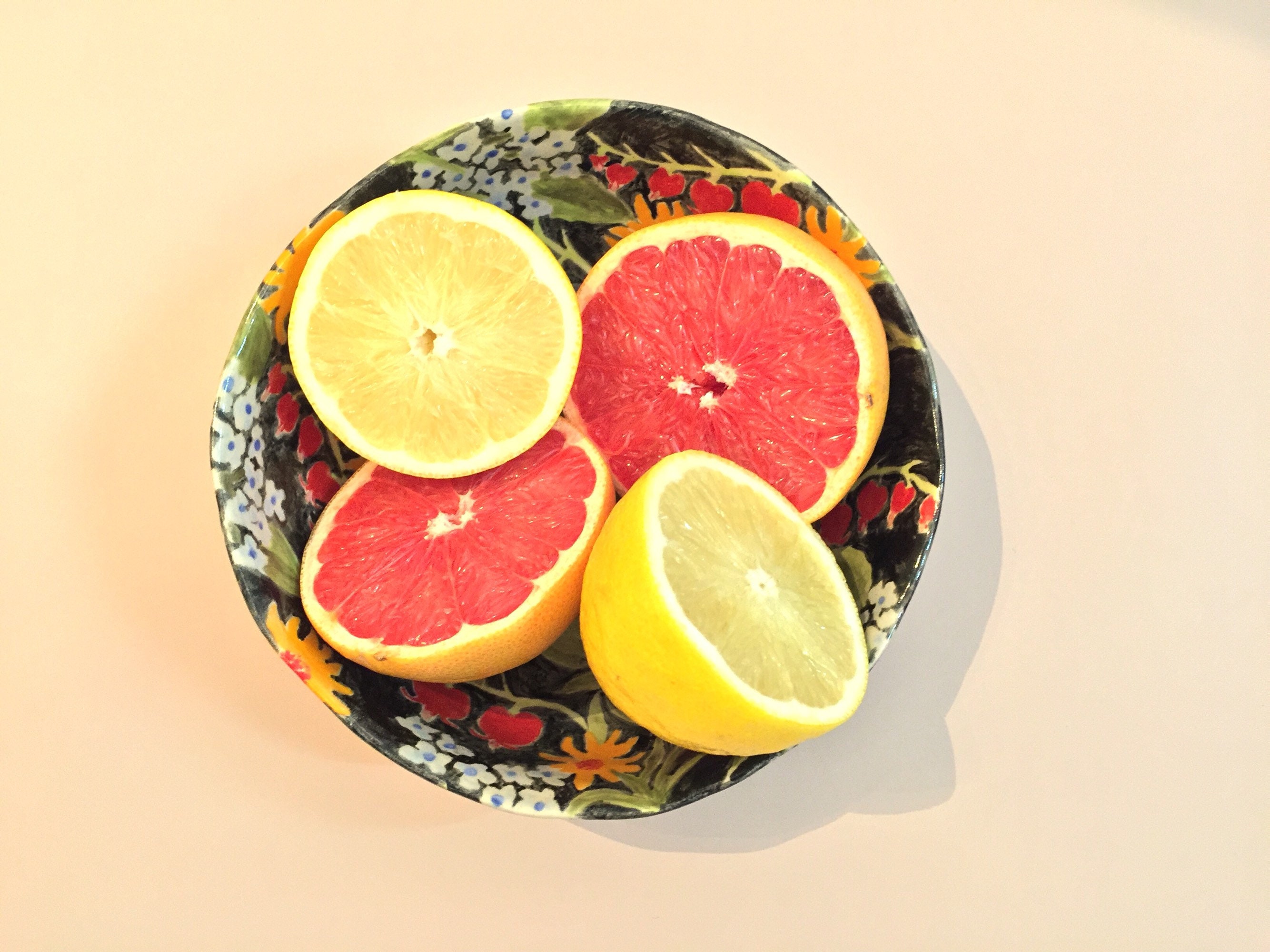 Bleeding Heart Round Bowl Ceramic Serving Bowls Serving - Etsy