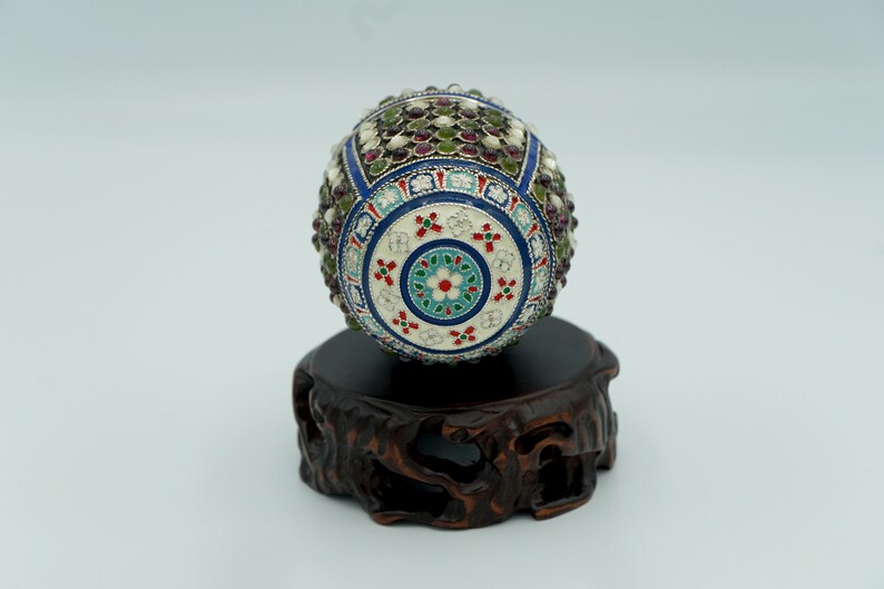 Colorful Peridot Egg Figurine With Fish Stand - Antique Style ...