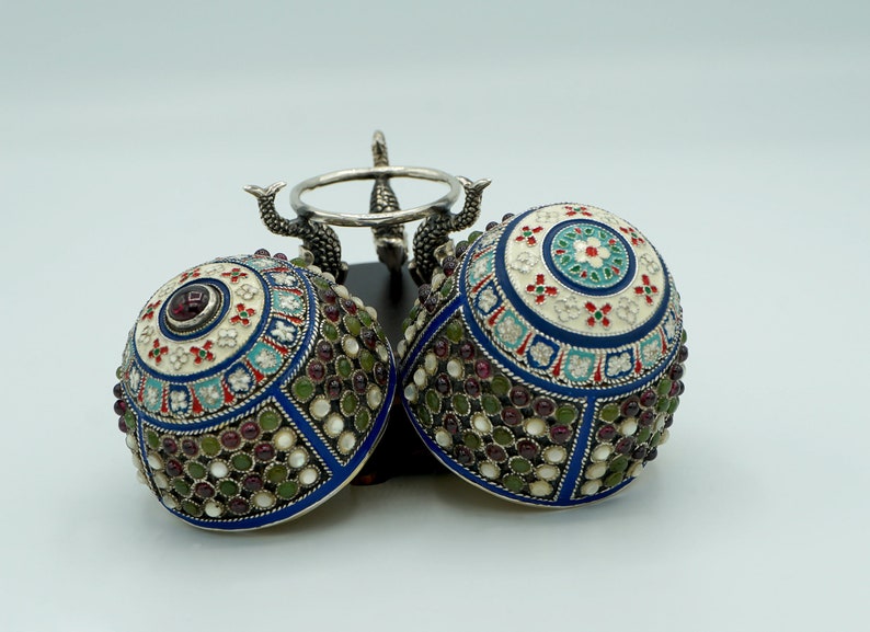 Colorful Peridot Egg Figurine With Fish Stand - Antique Style ...
