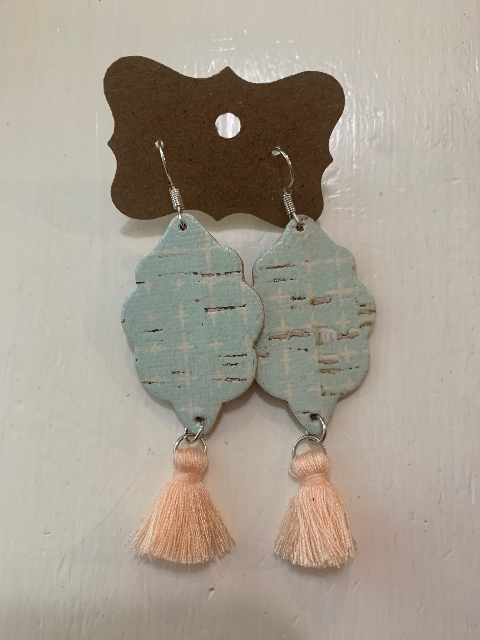 Corcho verde menta en el morrocan de cuero con pendientes de - Etsy España