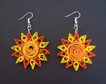 Paper quilling earrings | Etsy