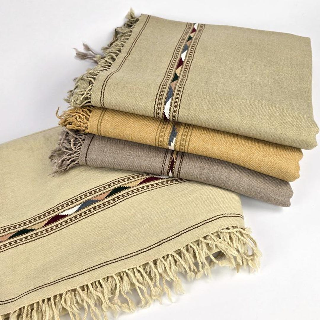 Handmade Wool Patoo Shawl: Afghan Blanket, Cape Wrap - Etsy