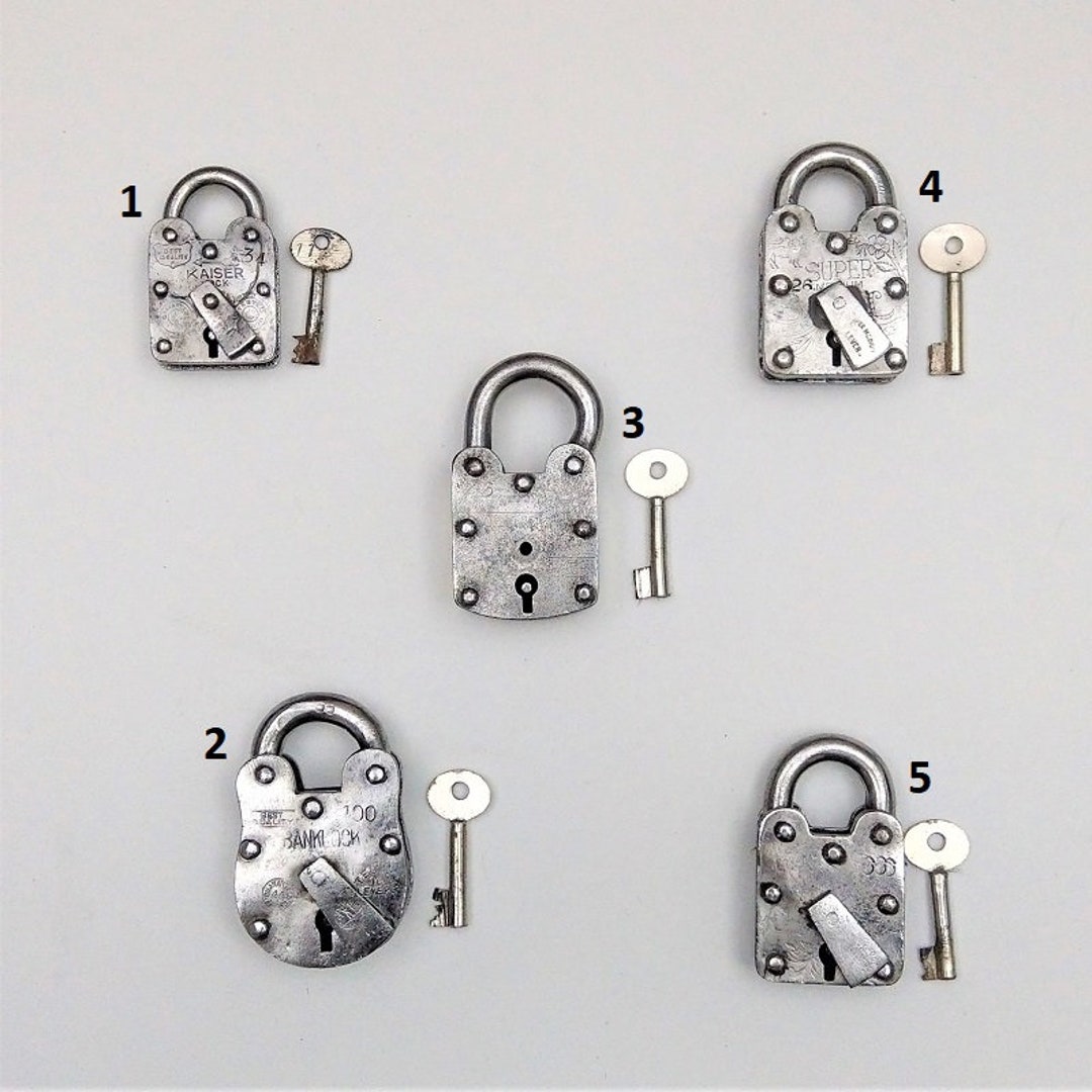 Vintage Large Fully Functioning Padlocks With Key - Etsy