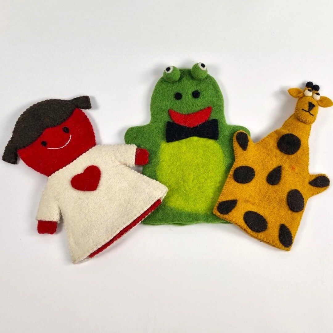 Handmade Felt Hand Puppet Set - Frog, Giraffe and Girl/boy Hand Doll ...
