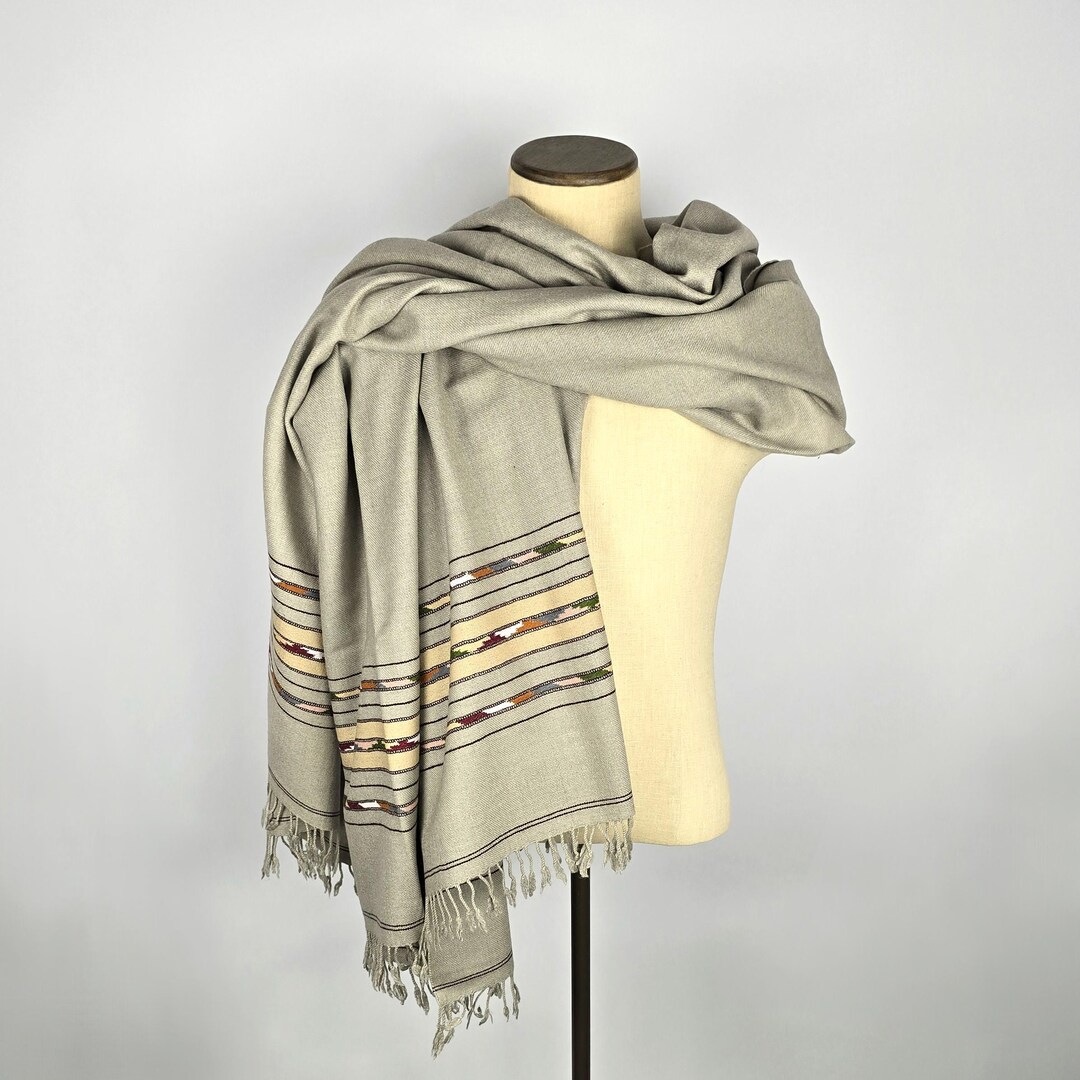 NEW TAUPE COLOR: No Itch Tribal Multi Stripe Patoo Shawl, Pure Kempt ...