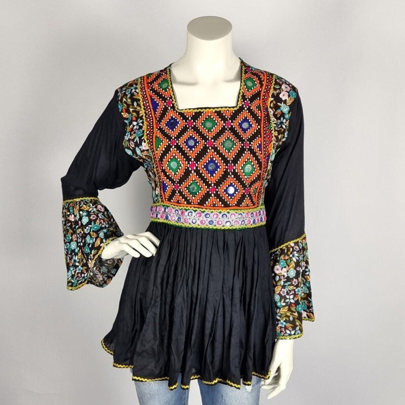 Tribal Top With Antique Sindh Embroidery and Flared Sleeves - Etsy