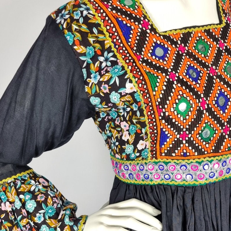 Tribal Top With Antique Sindh Embroidery and Flared Sleeves - Etsy