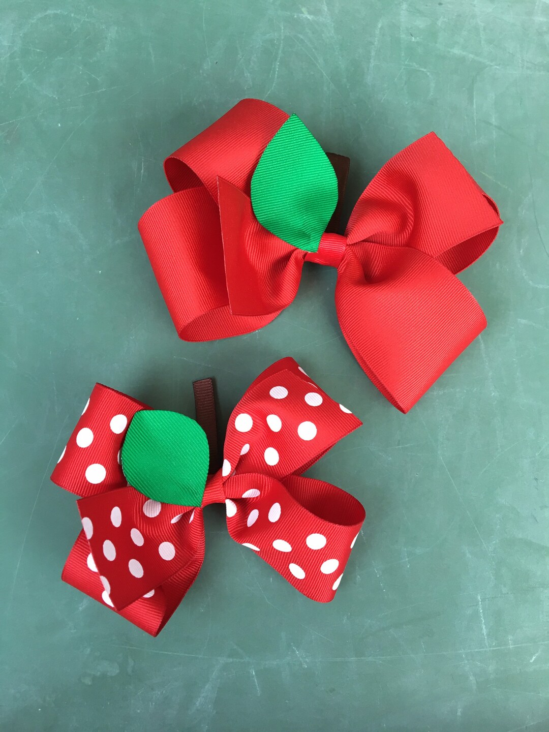 Apple Hair Bow // Back to School Bow // 100 Days of School // Girls ...