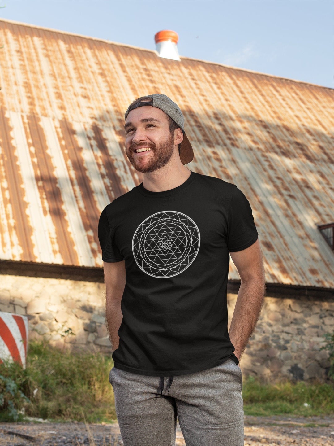 Sri Yantra Shirt Mens Sacred Geometry T-shirt Unisex Psychedelic Shirt ...
