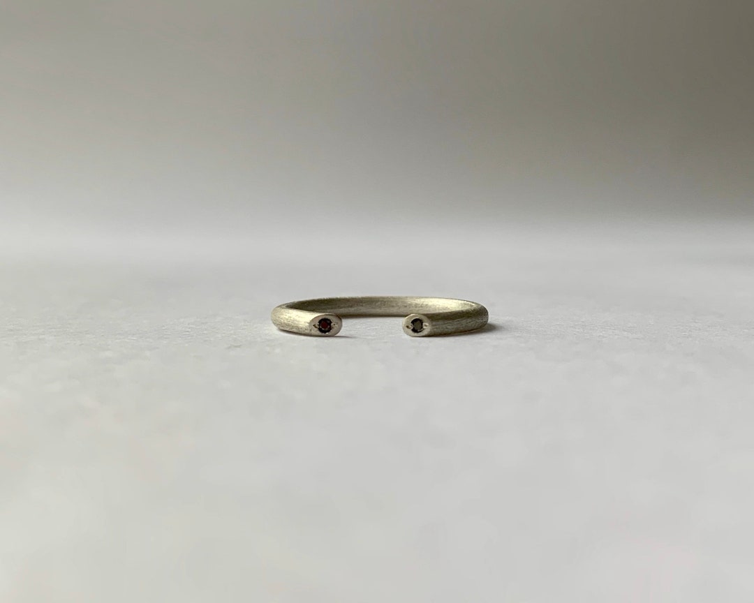 Sterling Silver Enso Ring With Black Diamonds - Etsy