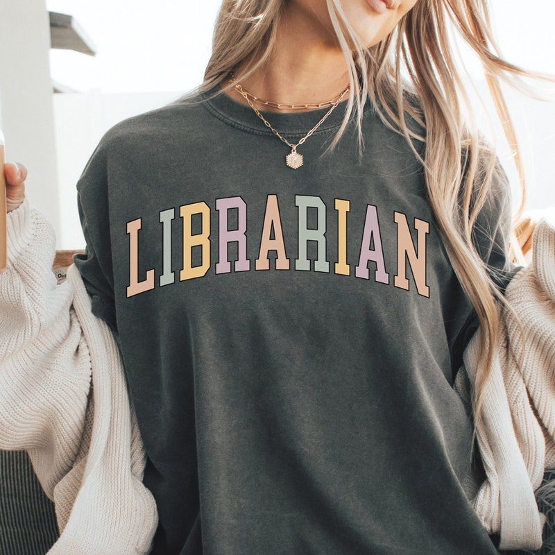 Librarian Gifts - 60+ Gift Ideas for 2025