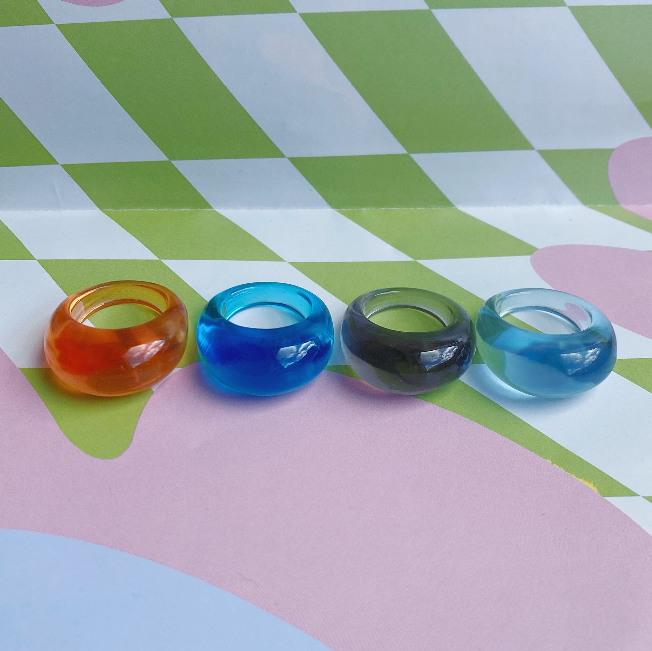 Chunky 90s Bubble Ring / 90s Ring / Chunky Rings / Resin Ring | Etsy