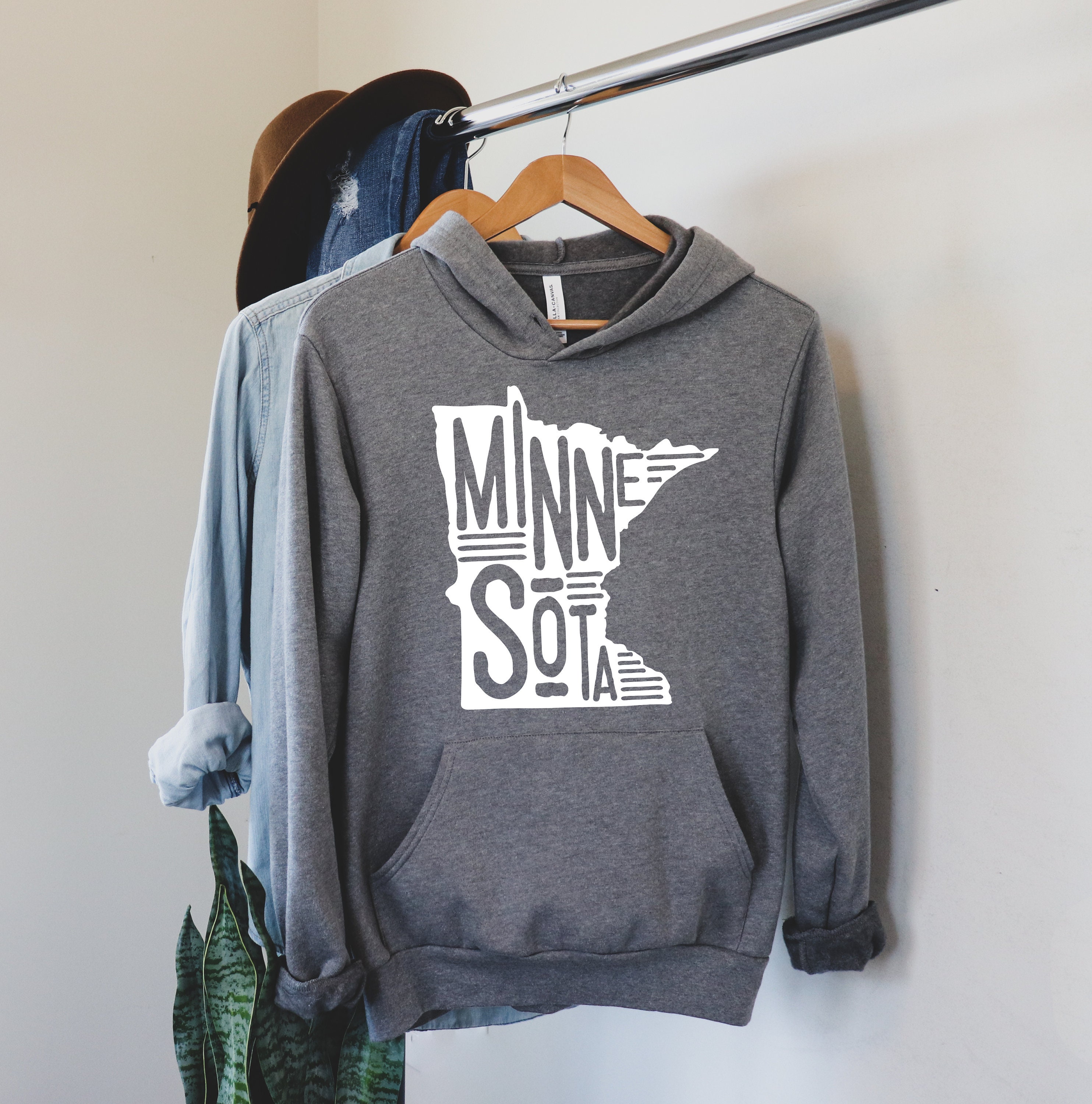 Women's Minnesota Sweatshirt Minnesota Women Sweatshirt | Etsy