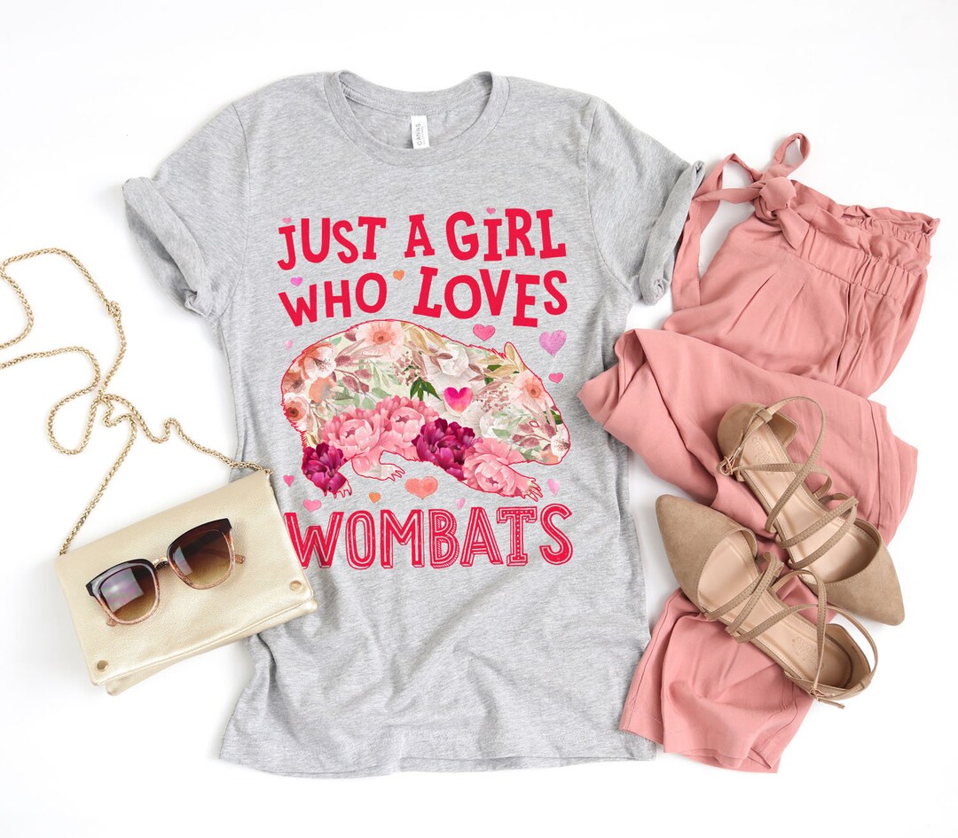 Just a Girl Who Loves Wombats Flower Shirt / Wombat Shirt / Wombat ...