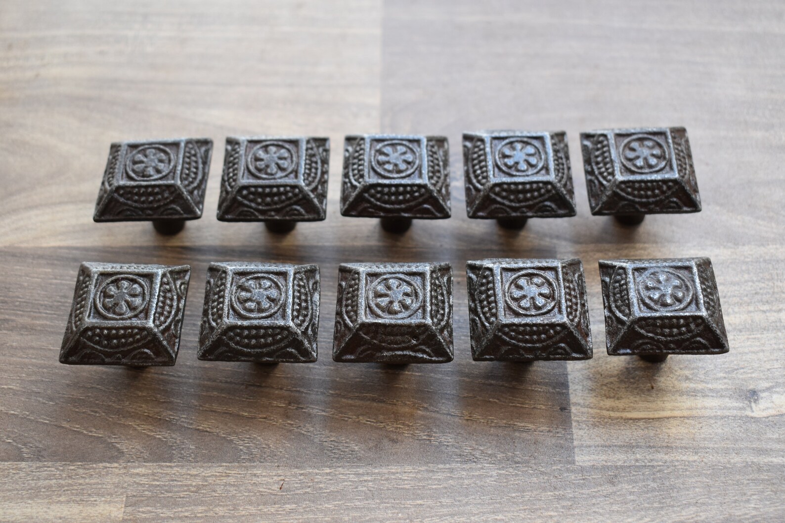 Vintage Victorian Cast Iron Knobs Cabinet Drawer Door Handle Pull ...