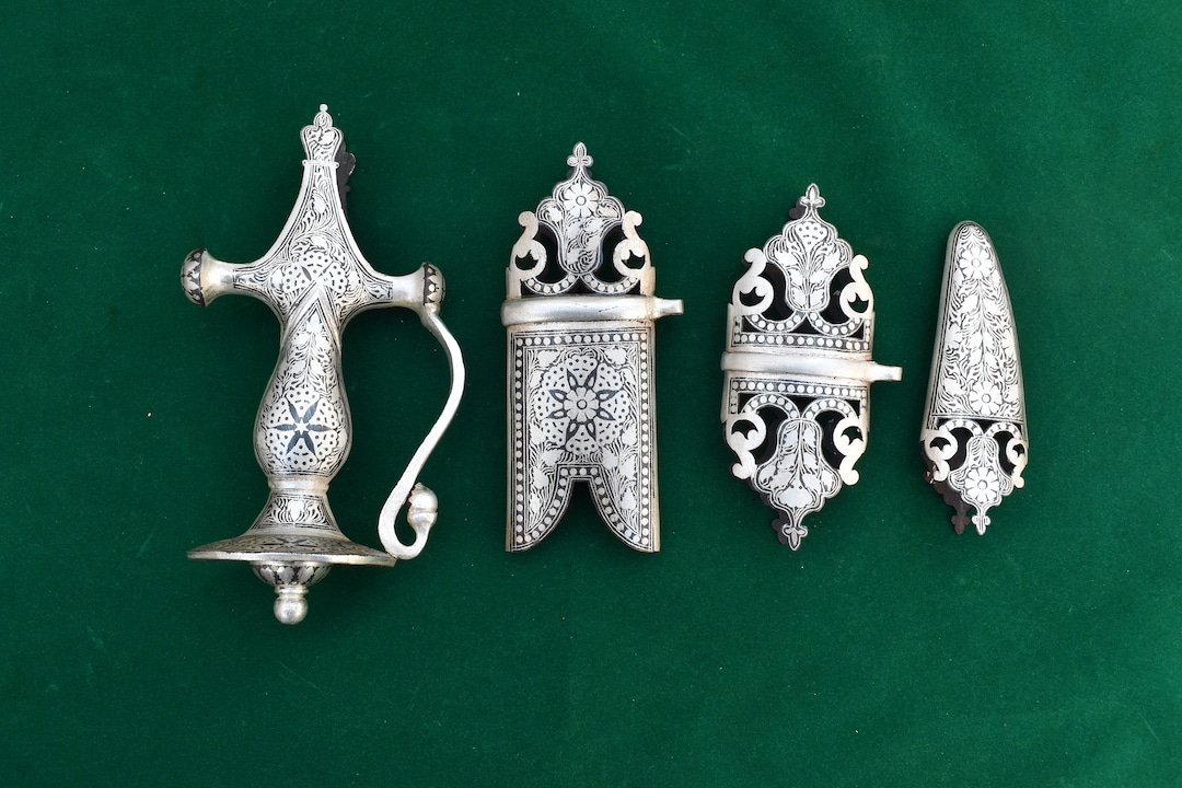 Vintage Type Handcrafted Mughal Indian Silver Damascened Shamshir Sword ...