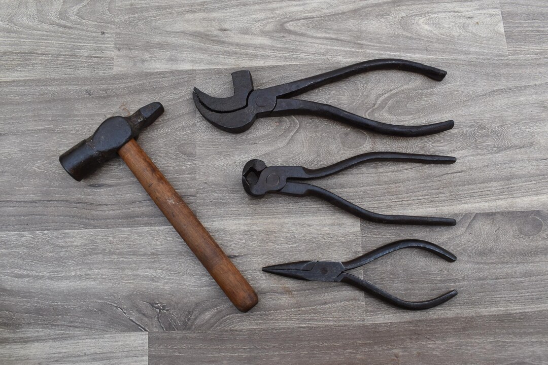 Handmade Blacksmith Iron Used Hammer & Nippers Wood Working Tool ...