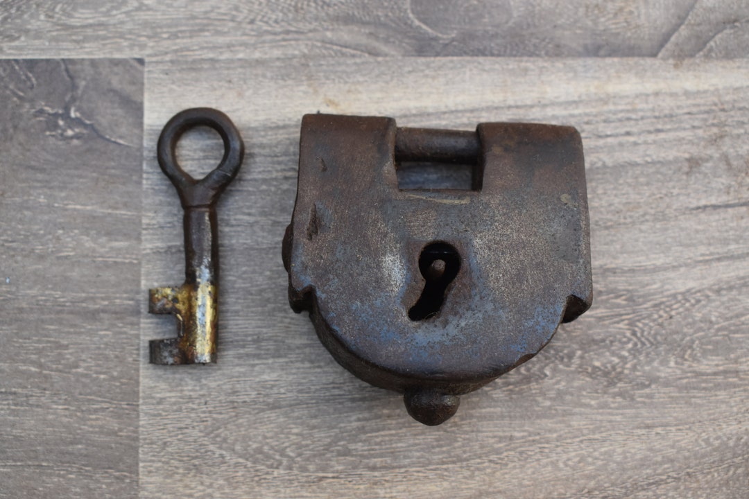 Vintage Iron Blacksmith Lock With Key Handmade Iron Stripe Padlock ...