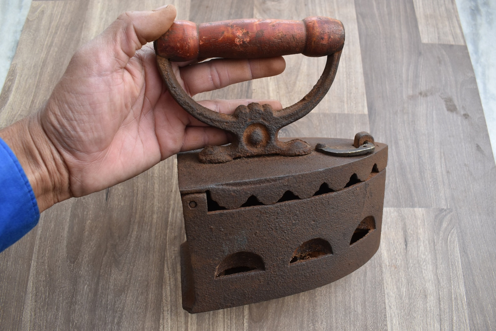 Vintage Old Wooden Handle Cast Iron Coal Ironing Clothe Press - Etsy
