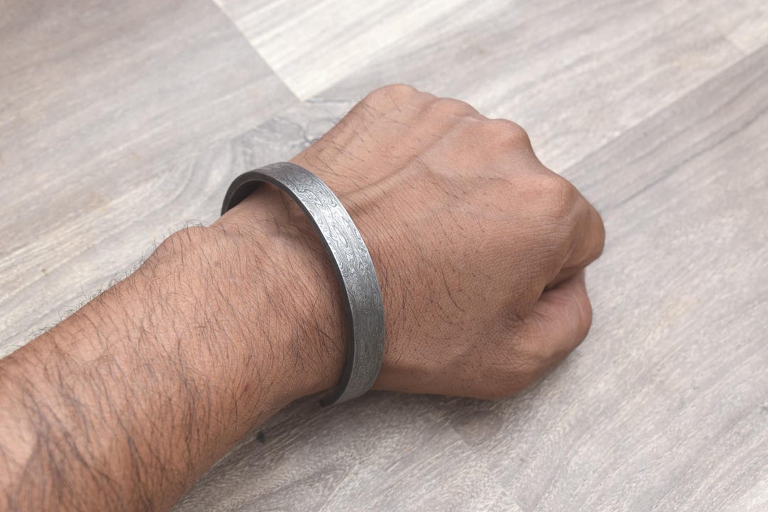 Vintage Forged Damascus Steel Burnished Blacksmith Men's Cuff Bracelet ...